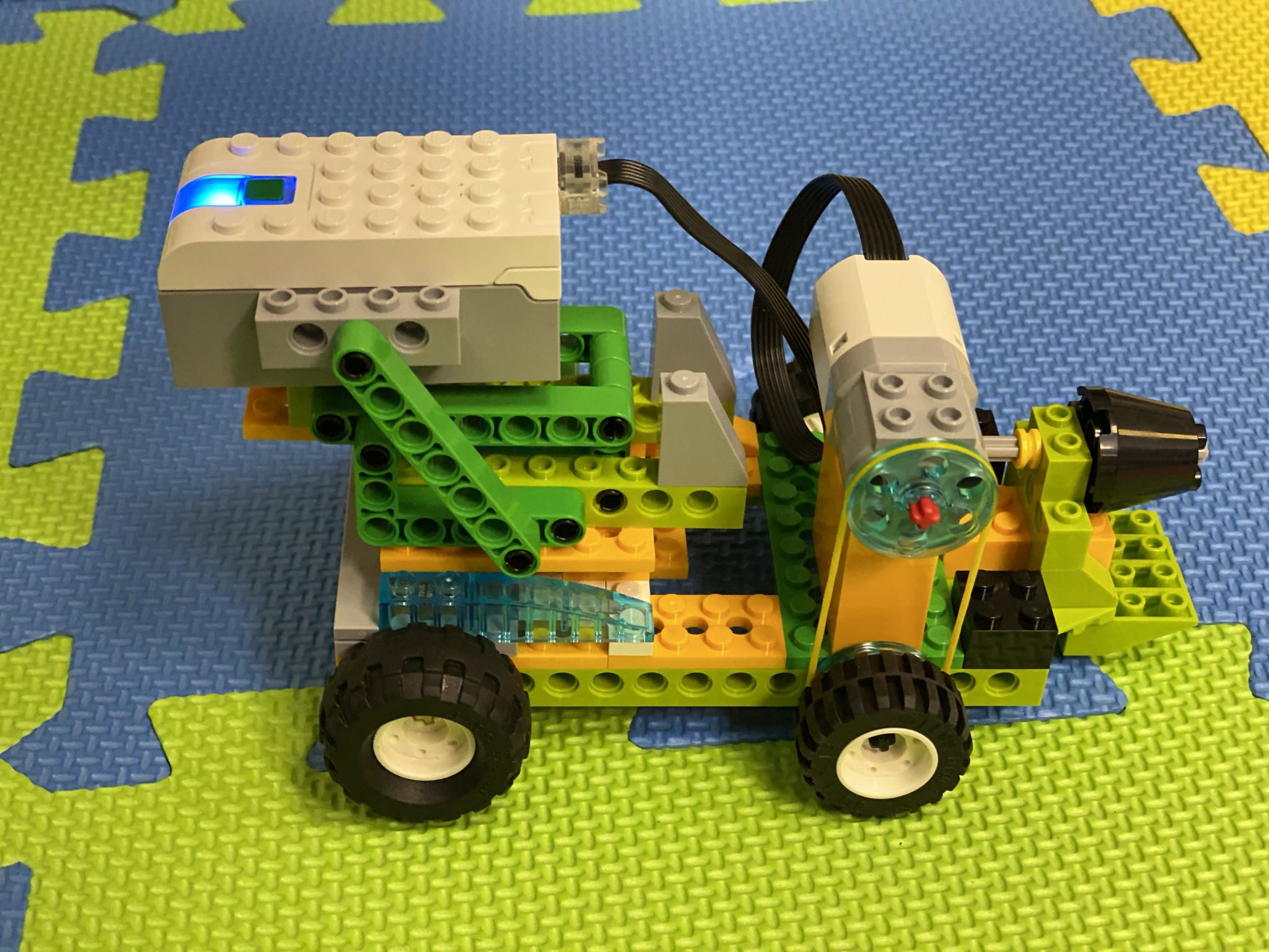 Lego WeDo 2.0 | CodeSimba